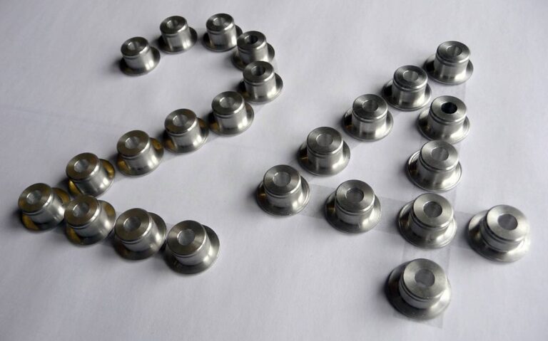 Anodized front wheel brake rotor bobbins – SpanKraft